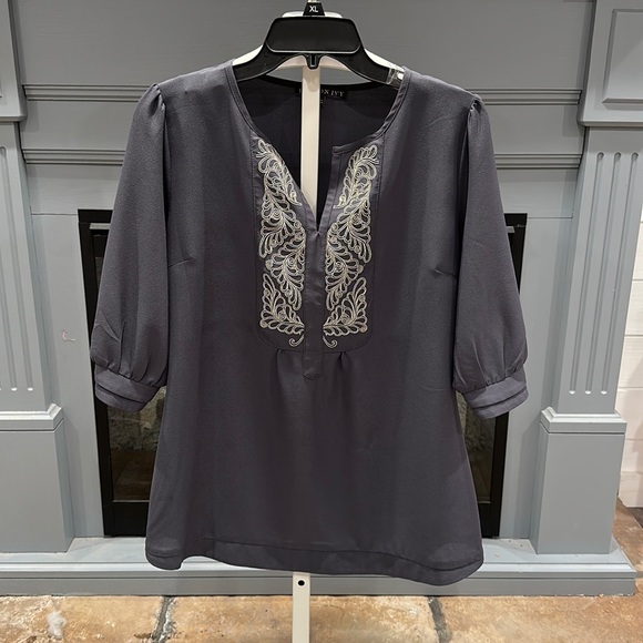 Brixon Ivy | Tops | Brixon Ivy Gray Top | Poshmark